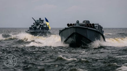 СБУ представила нове покоління морських дронів SeaBaby (фото). Читайте ...